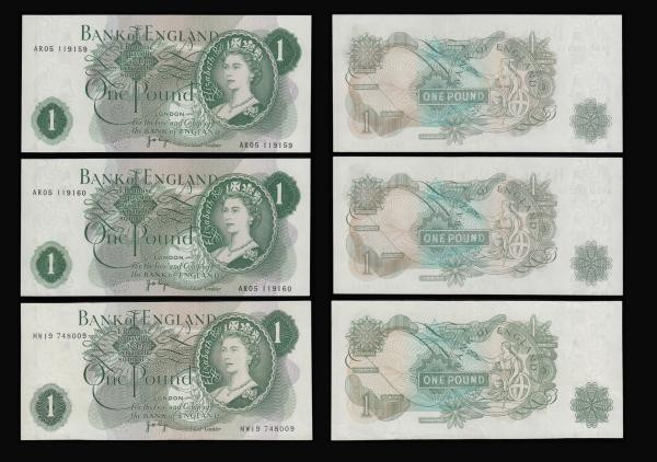 biddr - London Coins, Auction 188, lot 71. One Pound Page (6) B323 S/N ...